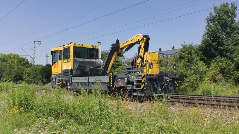 Foto - Allgemein » Robel Gleiskraftwagen GKW 311